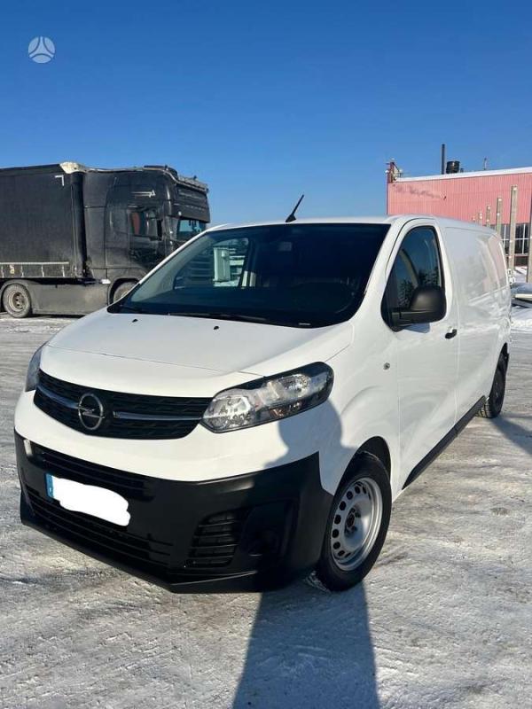 White Opel Vivaro 2019 in Kaunas, with an engine capacity of 1.50 L and mileage of 280 thousand km for 5980 €, photo 2 on AUTOMOTO.COM.LV