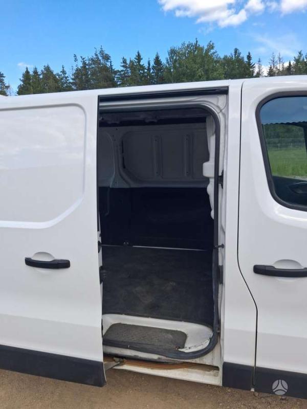 Balts Opel Vivaro 2019 Rokiškis, ar dzinēja tilpumu 1.60 L un nobraukumu 242 tūkst. km par 4350 €, foto 9 vietnē AUTOMOTO.COM.LV
