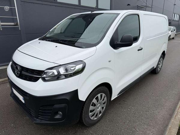 White Opel Vivaro 2019 in Silute, with an engine capacity of 2.00 L and mileage of 214 thousand km for 8700 €, photo 1 on AUTOMOTO.COM.LV