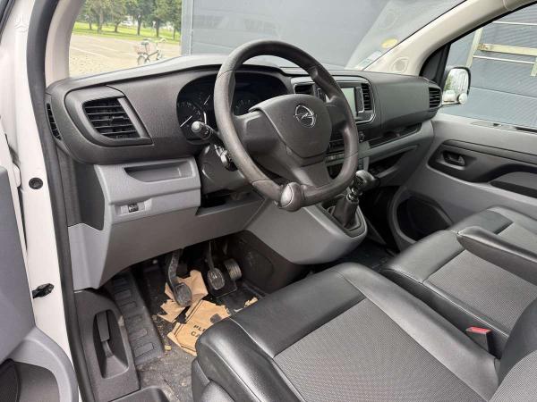 White Opel Vivaro 2019 in Silute, with an engine capacity of 2.00 L and mileage of 214 thousand km for 8700 €, photo 5 on AUTOMOTO.COM.LV