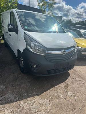 Balts Opel Vivaro 2019 Šauļi, ar dzinēja tilpumu 1.60 L un nobraukumu 105 tūkst. km par 7400 €, foto 3 vietnē AUTOMOTO.COM.LV