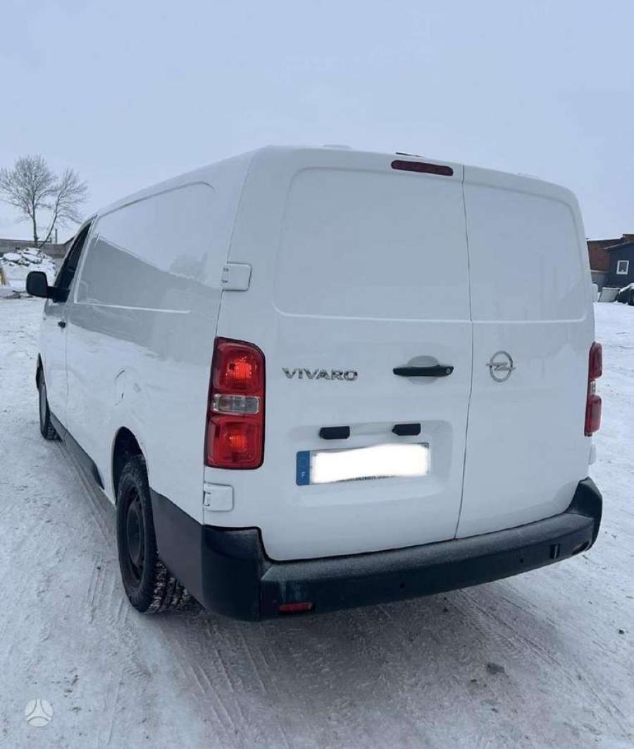 White Opel Vivaro 2020 in Kaunas, with an engine capacity of 2.00 L and mileage of 228 thousand km for 6400 €, photo 12 on AUTOMOTO.COM.LV