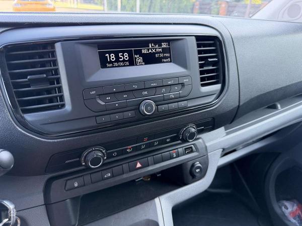 Balts Opel Vivaro 2020 Palanga, ar dzinēja tilpumu 1.50 L un nobraukumu 72 tūkst. km par 16335 €, foto 8 vietnē AUTOMOTO.COM.LV