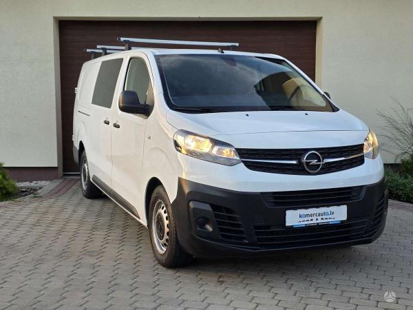 Balts Opel Vivaro 2020 Rīga, ar dzinēja tilpumu 2.00 L un nobraukumu 141 tūkst. km par 16950 €, foto 4 vietnē AUTOMOTO.COM.LV