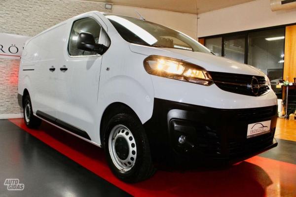 Balts Opel Vivaro 2021 Kauņa, ar dzinēja tilpumu 2.00 L un nobraukumu 36 tūkst. km par 22641 €, foto 1 vietnē AUTOMOTO.COM.LV