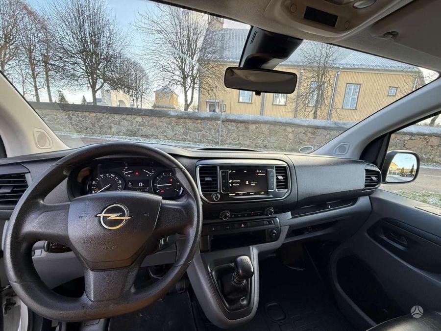 Balts Opel Vivaro 2021 Kauņa, ar dzinēja tilpumu 1.50 L un nobraukumu 145 tūkst. km par 10850 €, foto 6 vietnē AUTOMOTO.COM.LV