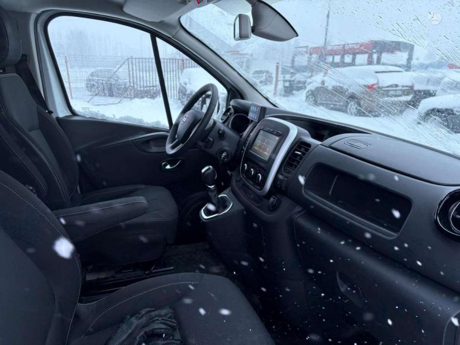 Balts Opel Vivaro 2021 Tauragė, ar dzinēja tilpumu 2.00 L un nobraukumu 290 tūkst. km par 6300 €, foto 6 vietnē AUTOMOTO.COM.LV