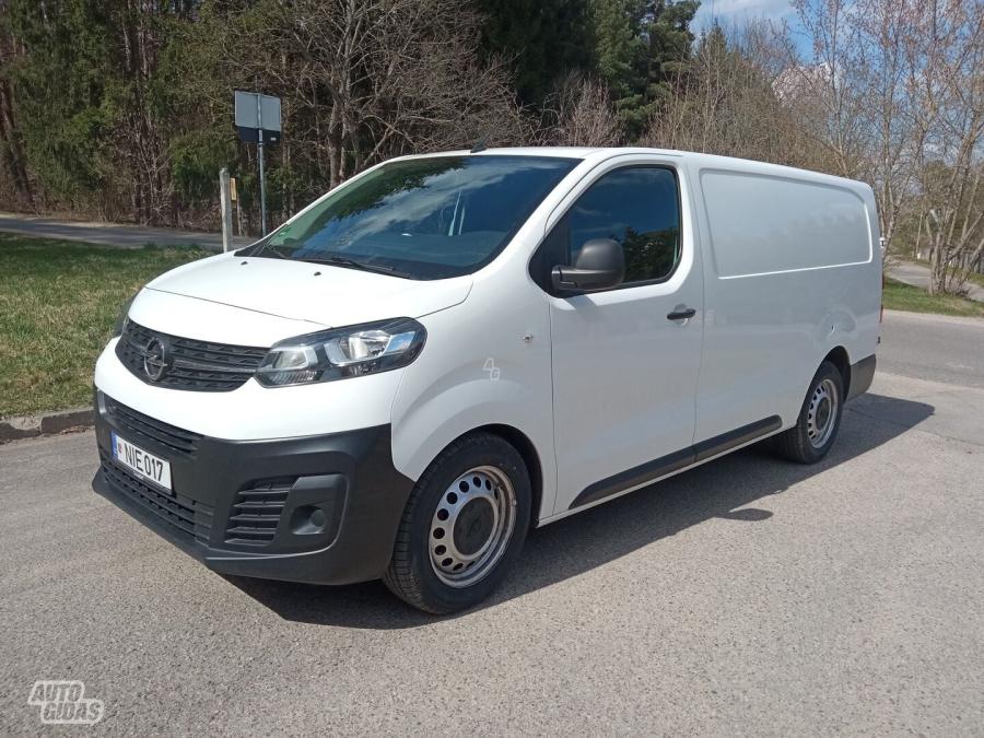 White Opel Vivaro 2021 in Vilnius, with an engine capacity of 2.00 L and mileage of 176 thousand km for 14790 €, photo 4 on AUTOMOTO.COM.LV