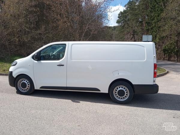 White Opel Vivaro 2021 in Vilnius, with an engine capacity of 2.00 L and mileage of 176 thousand km for 14790 €, photo 4 on AUTOMOTO.COM.LV
