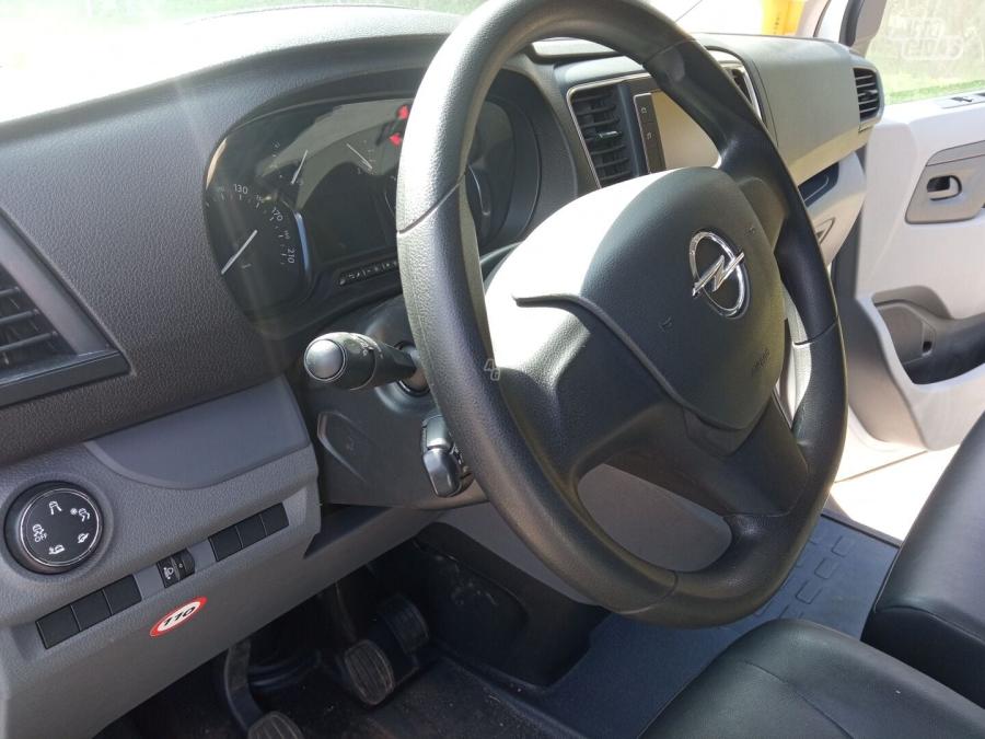 White Opel Vivaro 2021 in Vilnius, with an engine capacity of 2.00 L and mileage of 176 thousand km for 14790 €, photo 14 on AUTOMOTO.COM.LV