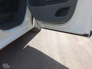 White Opel Vivaro 2021 in Vilnius, with an engine capacity of 2.00 L and mileage of 176 thousand km for 14790 €, photo 19 on AUTOMOTO.COM.LV