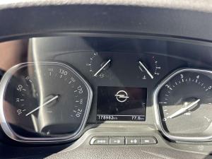 White Opel Vivaro 2021 in Kaunas, with an engine capacity of 1.50 L and mileage of 179 thousand km for 12800 €, photo 22 on AUTOMOTO.COM.LV