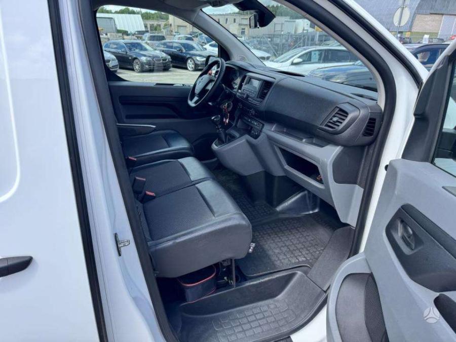 Balts Opel Vivaro 2021 Radviliškis, ar dzinēja tilpumu 1.50 L un nobraukumu 155 tūkst. km par 12039 €, foto 17 vietnē AUTOMOTO.COM.LV