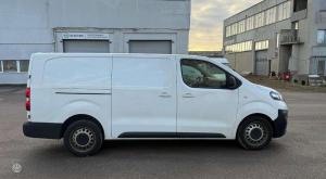 White Opel Vivaro 2022 in Kaunas, with an engine capacity of 2.00 L and mileage of 86 thousand km for 17550 €, photo 6 on AUTOMOTO.COM.LV