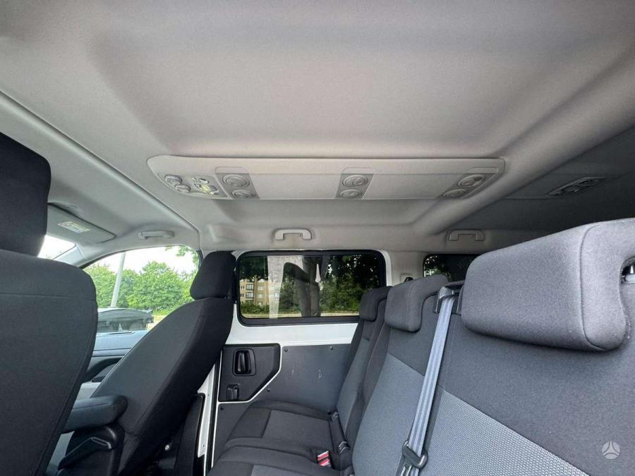 White Opel Vivaro 2022 in Taurage, with an engine capacity of 2.00 L and mileage of 253 thousand km for 15800 €, photo 16 on AUTOMOTO.COM.LV