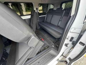 White Opel Vivaro 2022 in Taurage, with an engine capacity of 2.00 L and mileage of 253 thousand km for 15800 €, photo 17 on AUTOMOTO.COM.LV