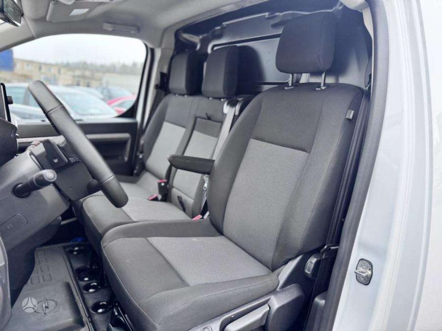 Balts Opel Vivaro 2025 Radviliškis, ar dzinēja tilpumu 2.00 L un nobraukumu 5 tūkst. km par 32609 €, foto 12 vietnē AUTOMOTO.COM.LV