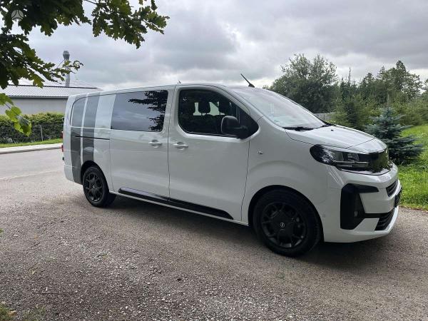 Balts Opel Vivaro 2025 Kauņa, ar dzinēja tilpumu 2.00 L un nobraukumu 22 tūkst. km par 29700 €, foto 1 vietnē AUTOMOTO.COM.LV