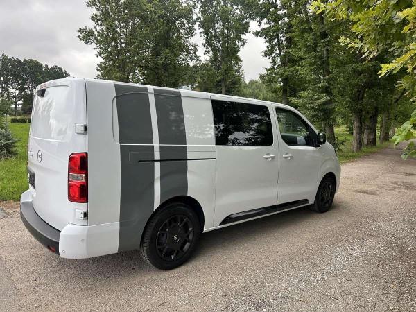 Balts Opel Vivaro 2025 Kauņa, ar dzinēja tilpumu 2.00 L un nobraukumu 22 tūkst. km par 29700 €, foto 7 vietnē AUTOMOTO.COM.LV