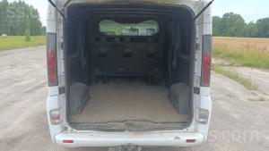 White Opel Vivaro 2004 in Tukums, with an engine capacity of 1.90 L and mileage of 571 thousand km for 2800 €, photo 4 on AUTOMOTO.COM.LV