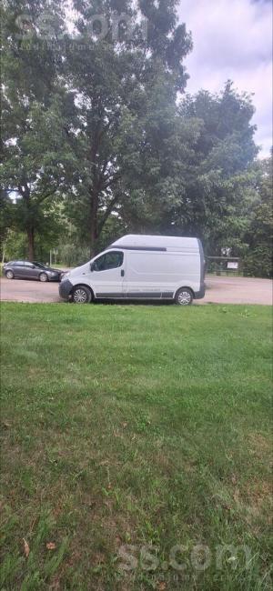 Balts Opel Vivaro 2004 Jelgava, ar dzinēja tilpumu 2.50 L un nobraukumu 308 tūkst. km par 3500 €, foto  vietnē AUTOMOTO.COM.LV