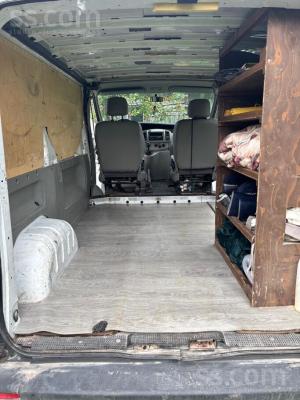 Balts Opel Vivaro 2004 Limbaži, ar dzinēja tilpumu 1.90 L un nobraukumu 446 tūkst. km par 2600 €, foto  vietnē AUTOMOTO.COM.LV