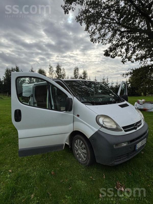 White Opel Vivaro 2004 in Limbazi, with an engine capacity of 1.90 L and mileage of 446 thousand km for 2600 €, photo 7 on AUTOMOTO.COM.LV