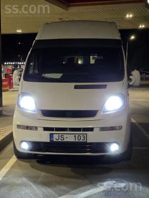 White Opel Vivaro 2004 in Riga, with an engine capacity of 2.50 L and mileage of 367 thousand km for 9700 €, photo 3 on AUTOMOTO.COM.LV