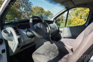 Balts Opel Vivaro 2004 Rēzekne, ar dzinēja tilpumu 1.90 L un nobraukumu 351 tūkst. km par 5850 €, foto 7 vietnē AUTOMOTO.COM.LV