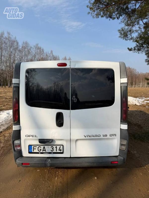 Balts Opel Vivaro 2005 Viļņa, ar dzinēja tilpumu 1.90 L un nobraukumu 40 tūkst. km par 3000 €, foto 3 vietnē AUTOMOTO.COM.LV