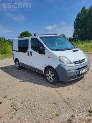 White Opel Vivaro 2005 in Daugavpils, with an engine capacity of 1.90 L and mileage of 454 thousand km for 2600 €, photo 4 on AUTOMOTO.COM.LV