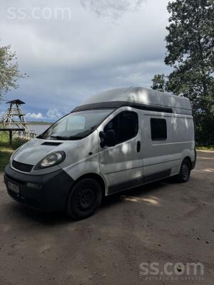White Opel Vivaro 2006 in Jurmala, with an engine capacity of 1.90 L and mileage of 340 thousand km for 2450 €, photo 3 on AUTOMOTO.COM.LV
