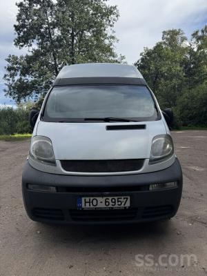 White Opel Vivaro 2006 in Jurmala, with an engine capacity of 1.90 L and mileage of 340 thousand km for 2450 €, photo 6 on AUTOMOTO.COM.LV