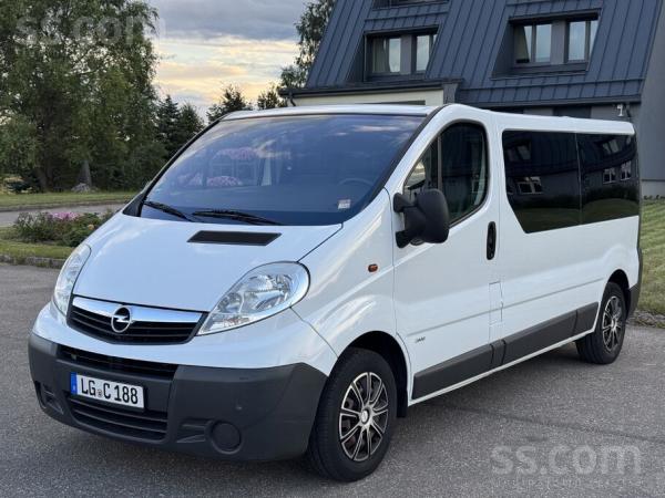 Balts Opel Vivaro 2006 Cēsis, ar dzinēja tilpumu 2.00 L un nobraukumu 167 tūkst. km par 7490 €, foto 5 vietnē AUTOMOTO.COM.LV