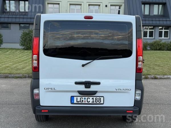 Balts Opel Vivaro 2006 Cēsis, ar dzinēja tilpumu 2.00 L un nobraukumu 167 tūkst. km par 7490 €, foto 7 vietnē AUTOMOTO.COM.LV