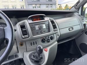 Balts Opel Vivaro 2006 Cēsis, ar dzinēja tilpumu 2.00 L un nobraukumu 167 tūkst. km par 7490 €, foto 13 vietnē AUTOMOTO.COM.LV