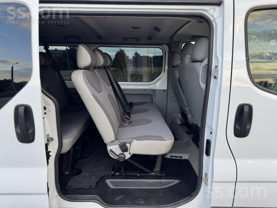 Balts Opel Vivaro 2006 Cēsis, ar dzinēja tilpumu 2.00 L un nobraukumu 167 tūkst. km par 7490 €, foto 18 vietnē AUTOMOTO.COM.LV