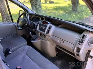 White Opel Vivaro 2007 in Riga, with an engine capacity of 2.00 L and mileage of 0 thousand km for 2950 €, photo 12 on AUTOMOTO.COM.LV