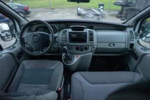 Balts Opel Vivaro 2007 Liepāja, ar dzinēja tilpumu 2.00 L un nobraukumu 365 tūkst. km par 6000 €, foto 8 vietnē AUTOMOTO.COM.LV