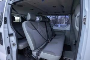 Balts Opel Vivaro 2007 Liepāja, ar dzinēja tilpumu 2.00 L un nobraukumu 365 tūkst. km par 6000 €, foto 12 vietnē AUTOMOTO.COM.LV