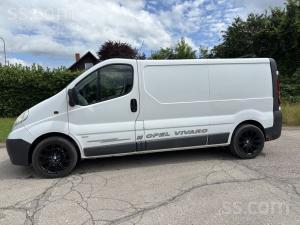 White Opel Vivaro 2007 in Ogre, with an engine capacity of 2.00 L and mileage of 230 thousand km for 4300 €, photo 3 on AUTOMOTO.COM.LV