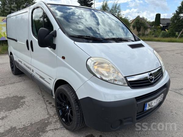 Balts Opel Vivaro 2007 Ogre, ar dzinēja tilpumu 2.00 L un nobraukumu 230 tūkst. km par 4300 €, foto 5 vietnē AUTOMOTO.COM.LV