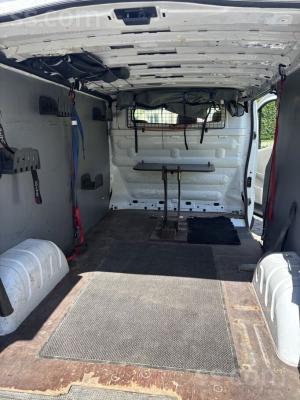 White Opel Vivaro 2007 in Ogre, with an engine capacity of 2.00 L and mileage of 230 thousand km for 4300 €, photo 9 on AUTOMOTO.COM.LV
