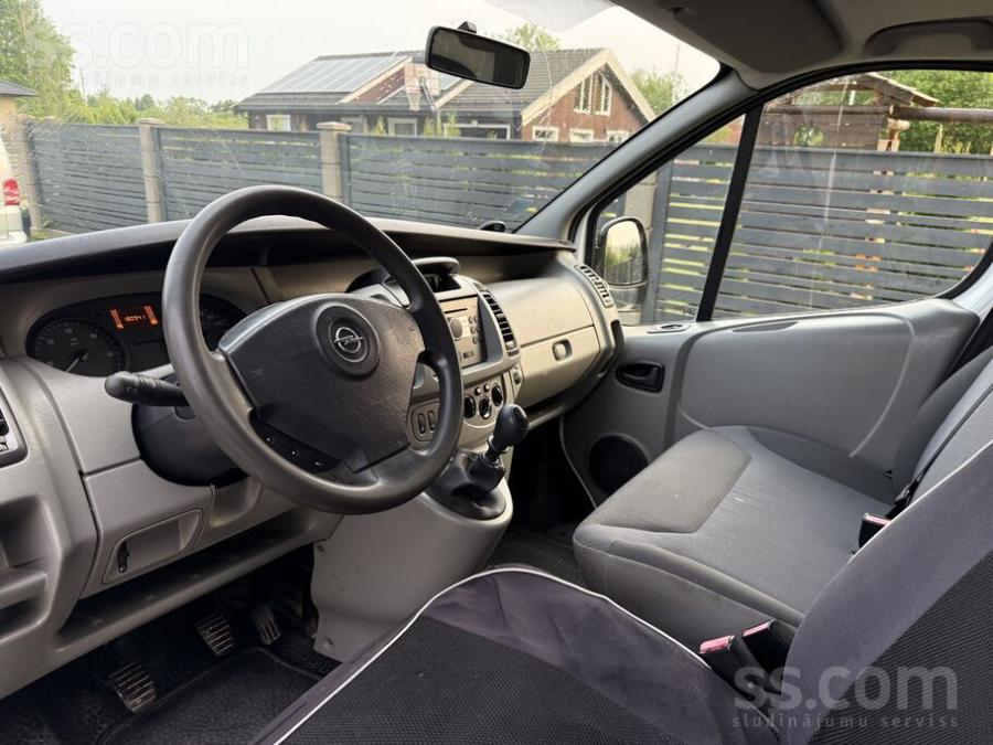 Balts Opel Vivaro 2007 Dobele, ar dzinēja tilpumu 2.00 L un nobraukumu 0 tūkst. km par 2999 €, foto 4 vietnē AUTOMOTO.COM.LV