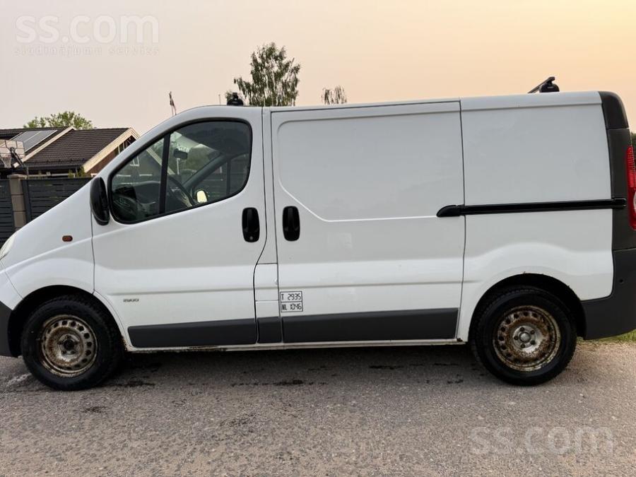 Balts Opel Vivaro 2007 Dobele, ar dzinēja tilpumu 2.00 L un nobraukumu 0 tūkst. km par 2999 €, foto 10 vietnē AUTOMOTO.COM.LV