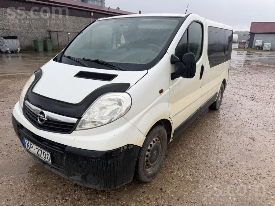 White Opel Vivaro 2007 in Daugavpils, with an engine capacity of 2.00 L and mileage of 314 thousand km for 2000 €, photo 1 on AUTOMOTO.COM.LV
