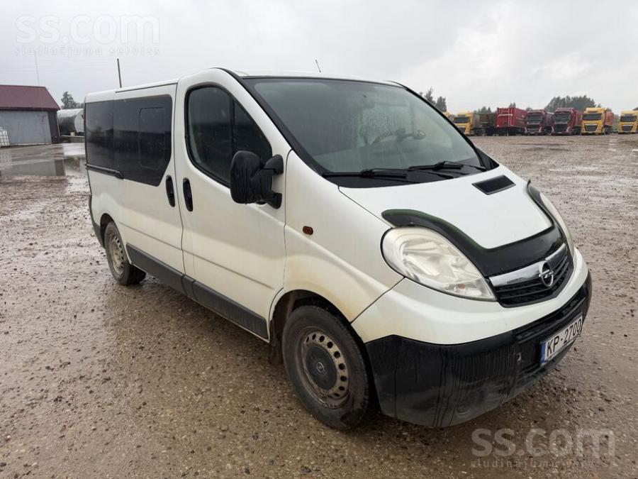 White Opel Vivaro 2007 in Daugavpils, with an engine capacity of 2.00 L and mileage of 314 thousand km for 2000 €, photo 3 on AUTOMOTO.COM.LV