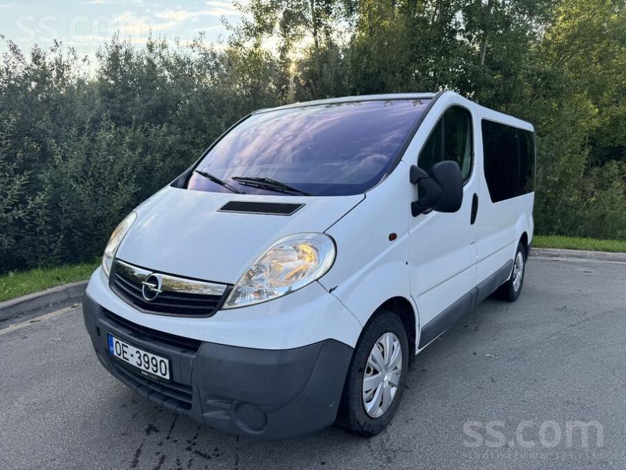 Balts Opel Vivaro 2007 Rīga, ar dzinēja tilpumu 2.00 L un nobraukumu 184 tūkst. km par 6550 €, foto 1 vietnē AUTOMOTO.COM.LV