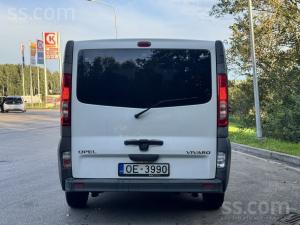 Balts Opel Vivaro 2007 Rīga, ar dzinēja tilpumu 2.00 L un nobraukumu 184 tūkst. km par 6550 €, foto 4 vietnē AUTOMOTO.COM.LV