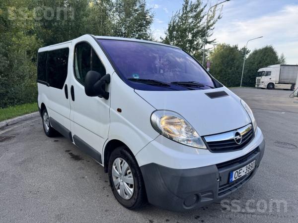 White Opel Vivaro 2007 in Riga, with an engine capacity of 2.00 L and mileage of 184 thousand km for 6550 €, photo 5 on AUTOMOTO.COM.LV